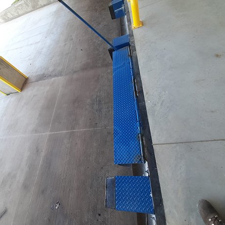 RAMPA FIN DE MUELLE – WareHouserack SV